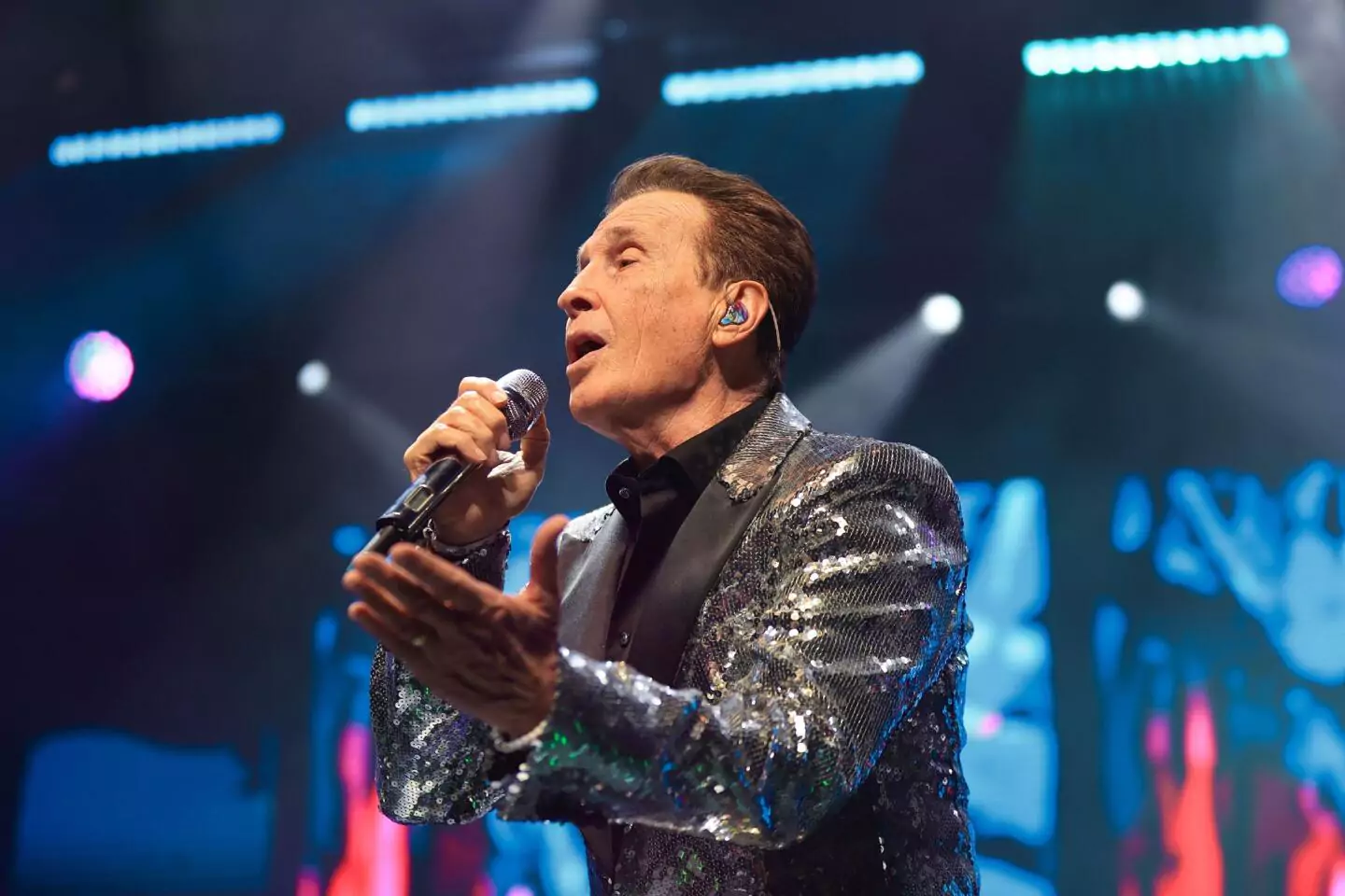 Emmanuel regresa con su nuevo espectáculo “Emmanuel Tour 2025” – Carlos ...